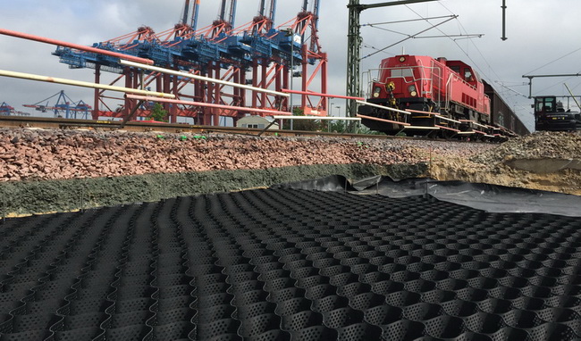 GEOWEB® – 3D Geocell Mainline Ballast Reinforcement