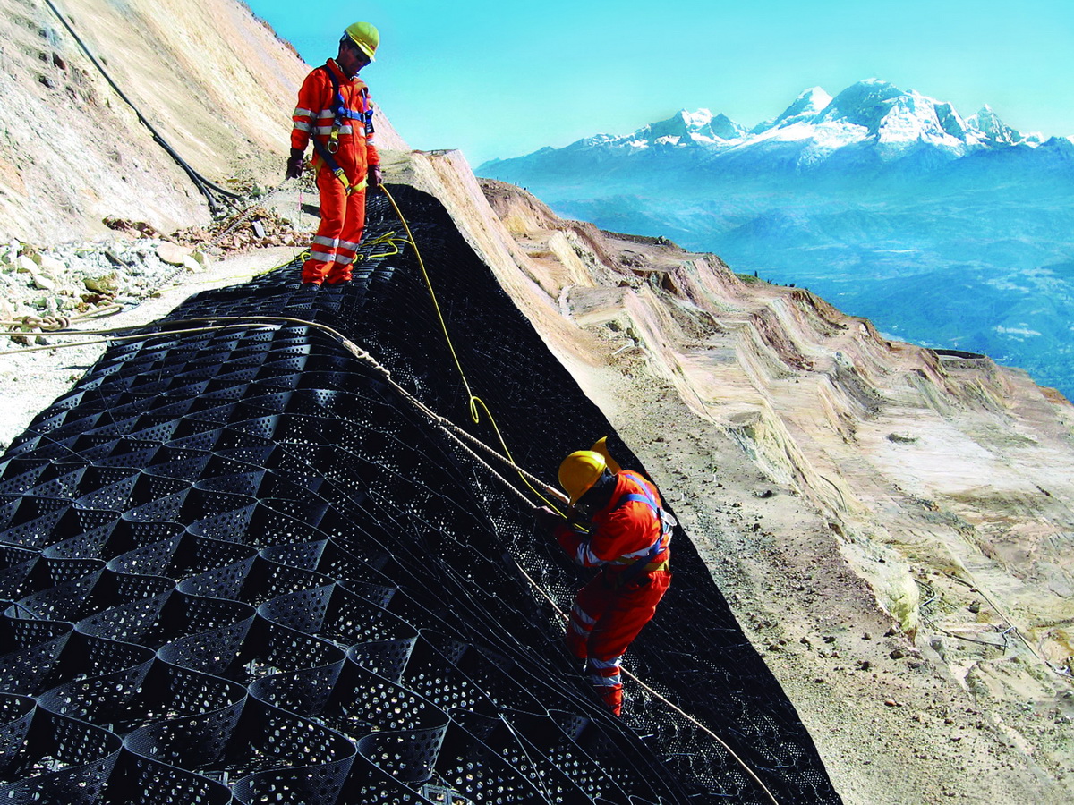 GEOWEB® Slope Protection | Presto Geosystems