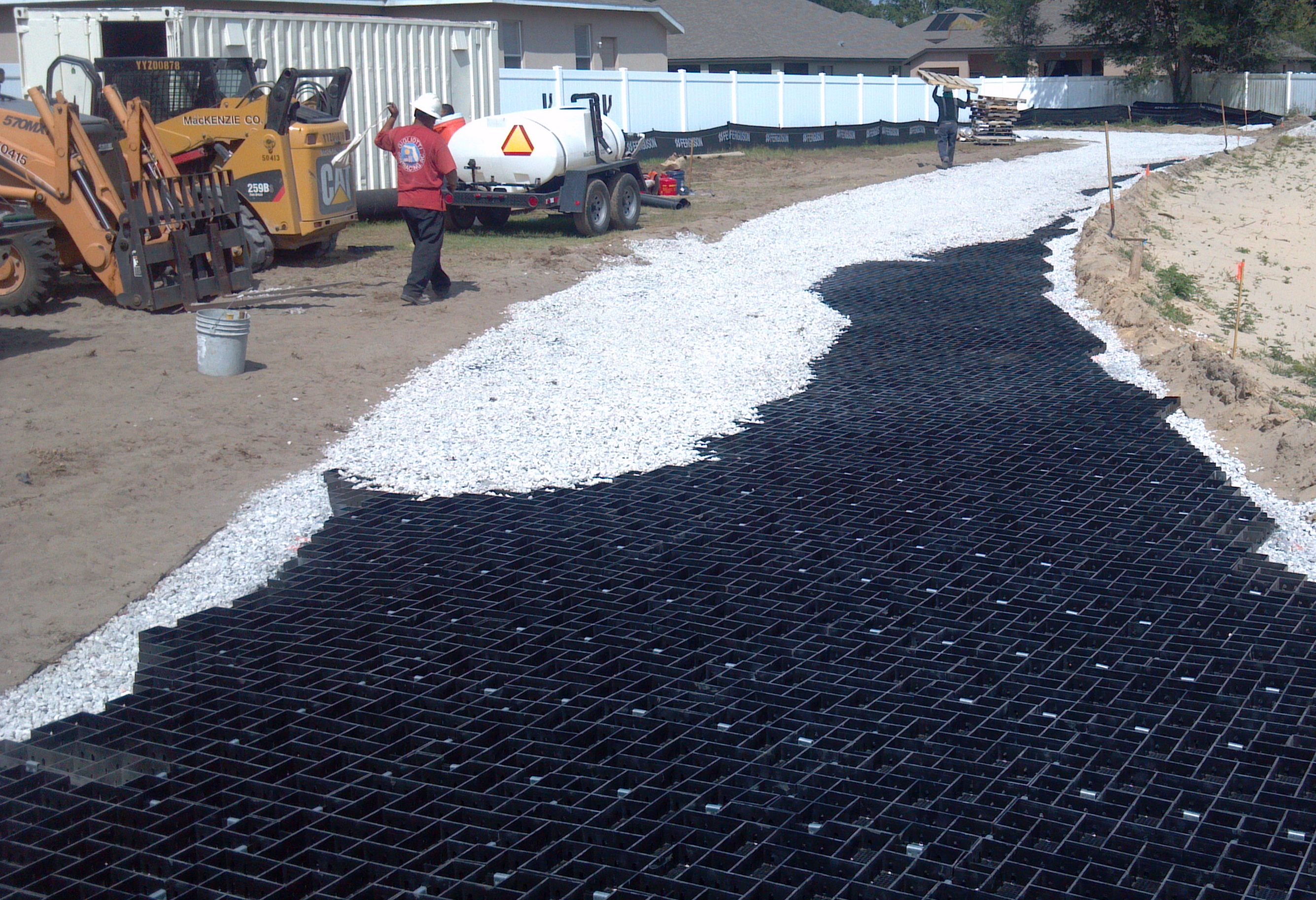 GEOPAVE® Aggregate Porous Pavement | Presto Geosystems